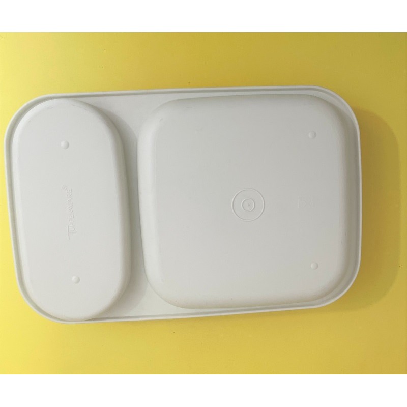 Plateau-repas Tupperware vintage avec couvercle, jaune orangé
