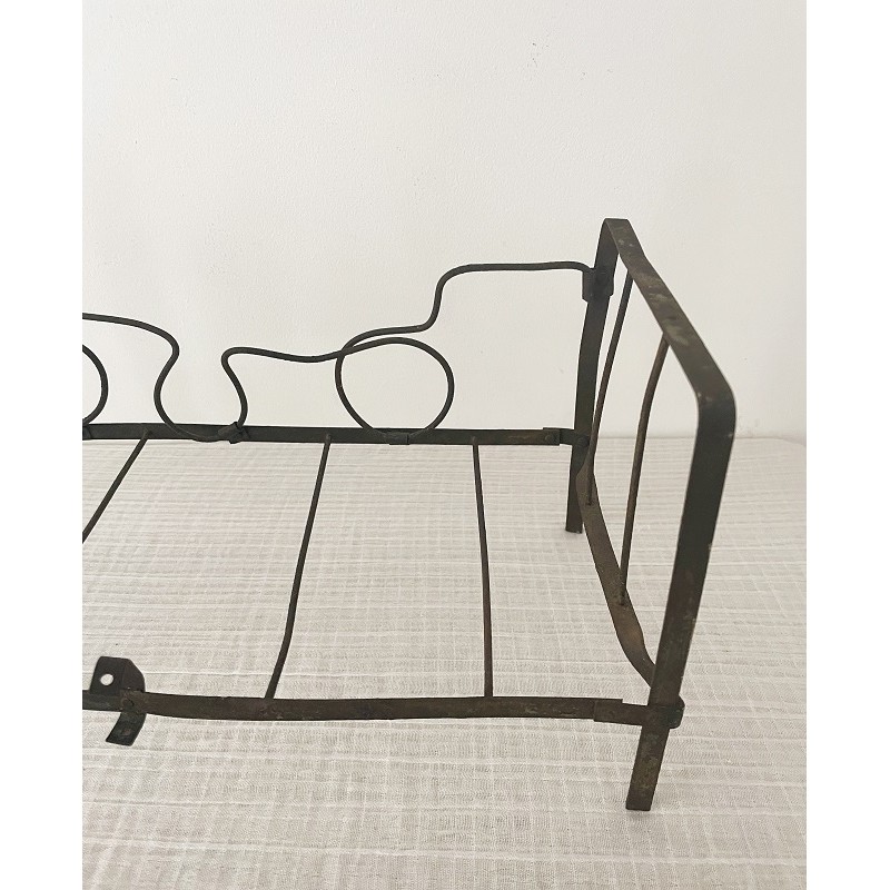 Ancien lit de poupée ancien en fer forgé, circa début 20e siècle