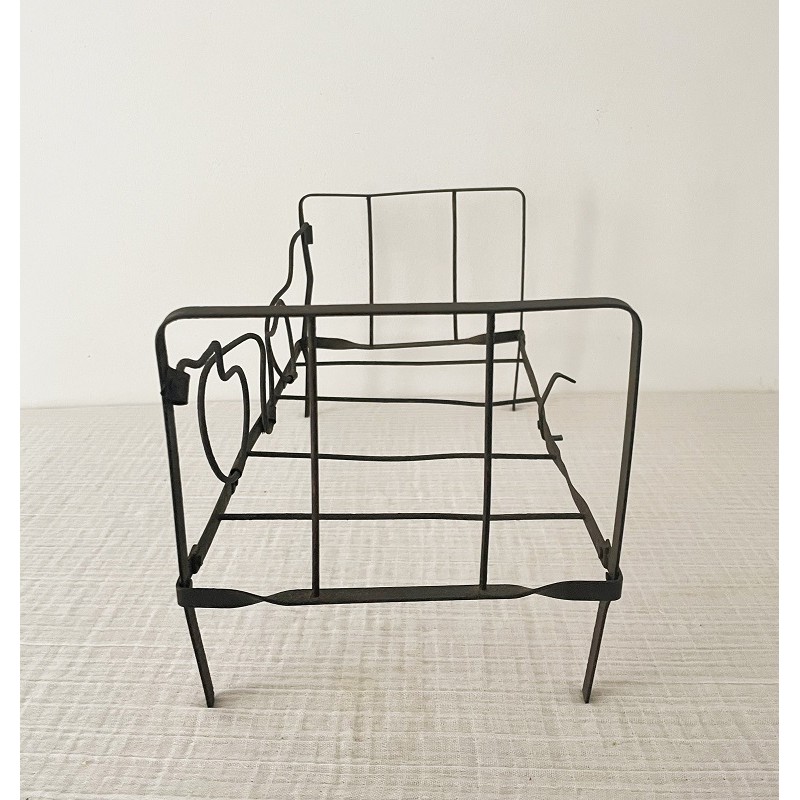 Ancien lit de poupée ancien en fer forgé, circa début 20e siècle